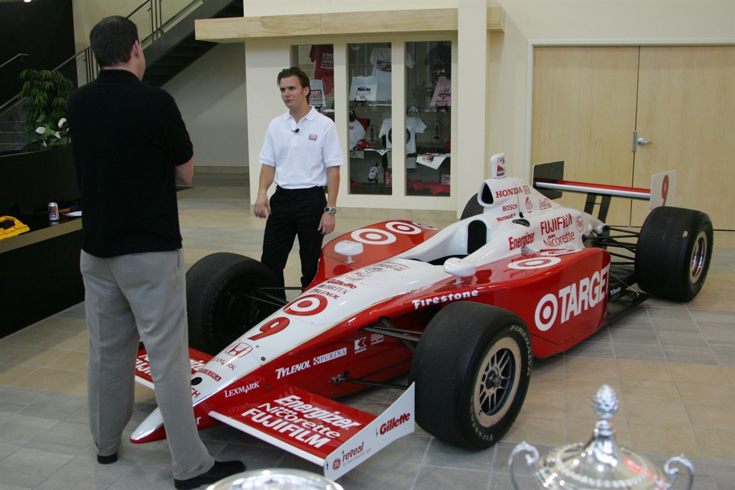 I am a younger and newer fan to INDYCAR, can y’all identify whose car ...