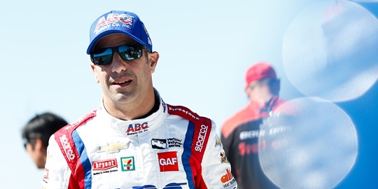Newcomer Kanaan Pushing Foyt's Team Back toward Top of IMS Scoring Pylon