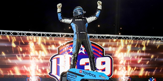 Edwards Dominates Feature on Opening Night of BC39 at IMS